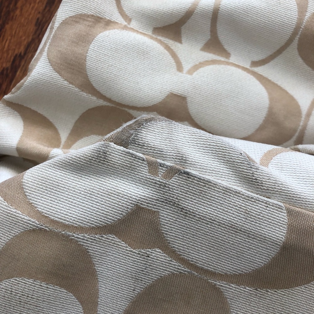 Vintage Coach Purse. Light Tan C Pattern. - Gem